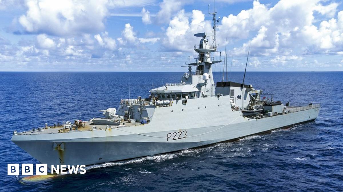 HMS Medway: Royal Navy warship crew rescues five people in Caribbean ...
