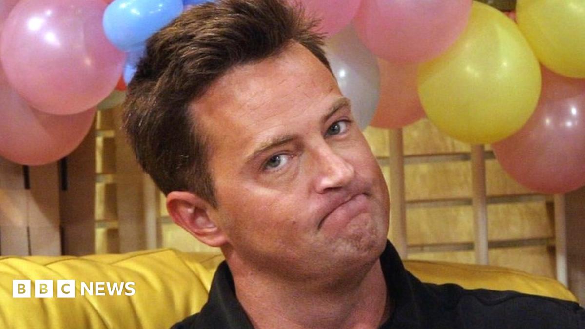 Chandler on Friends: A match made in comedy heaven - BBC News