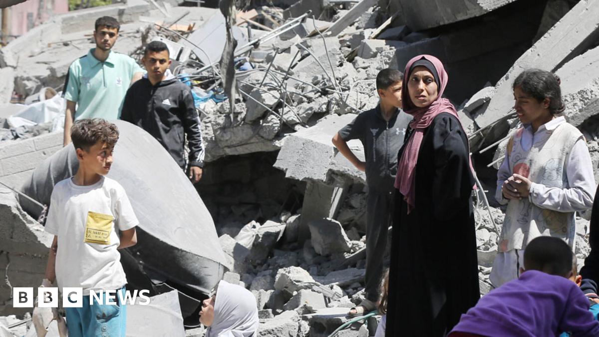 Biden tells Netanyahu Israeli strikes on aid workers 'unacceptable' - BBC News