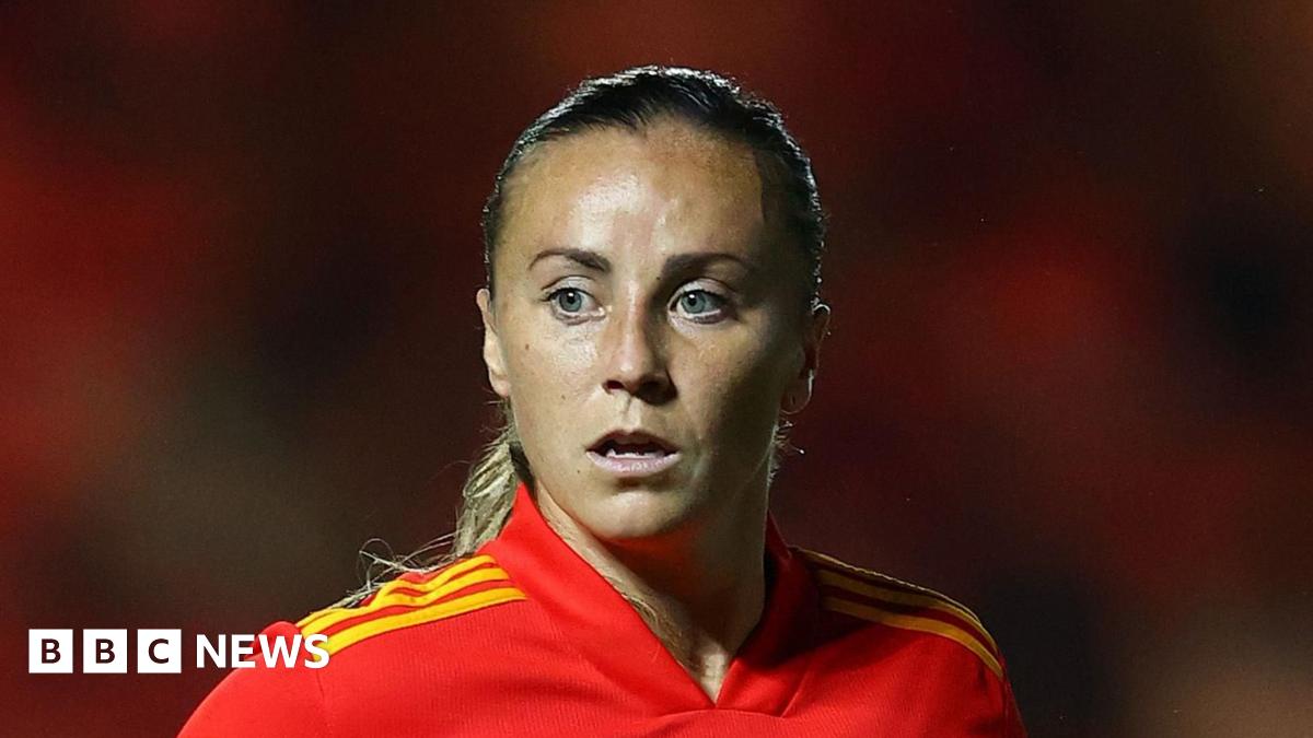 Ex-Wales international Natasha Harding in academy cash claims - BBC News