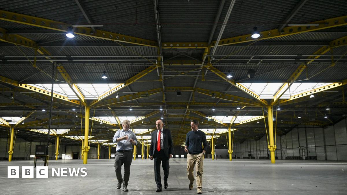 Defence drone company opens its biggest UK site in Swindon - BBC News