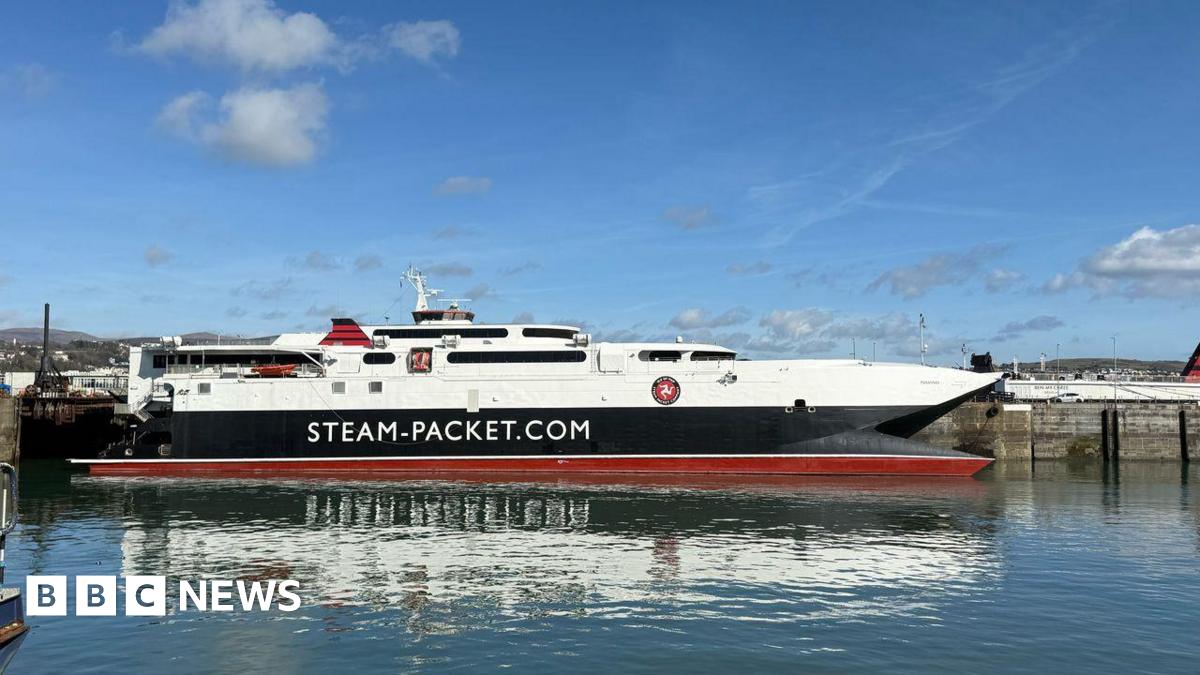 Delays to Isle of Man fast craft ferry due sea conditions - BBC News