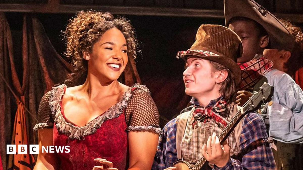 Oliver! West End star: 'Nancy shows what women are capable of' - BBC News