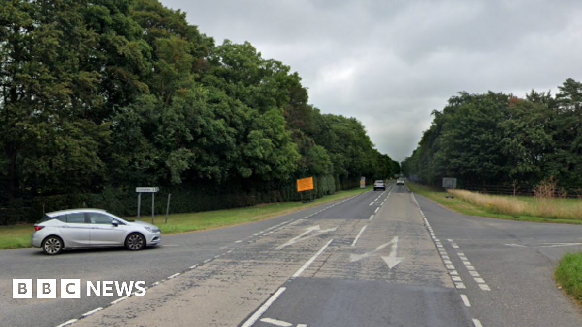 Swaffham Heath Road and A1303 crossroads to be improved - BBC News