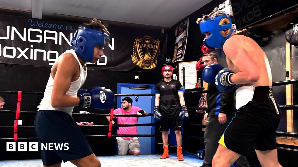 Dungannon boxing club uniting diverse communities - BBC News