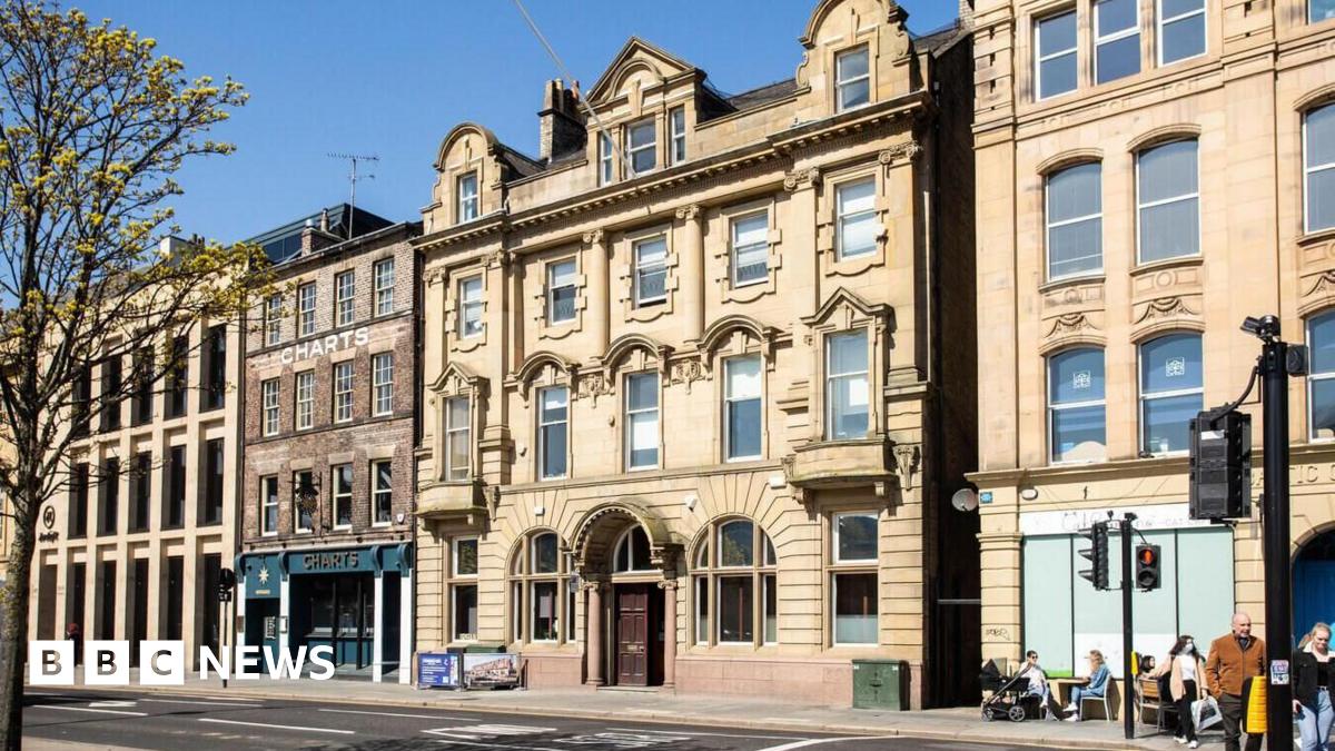 Recording studio approved for Newcastle Quayside building - BBC News