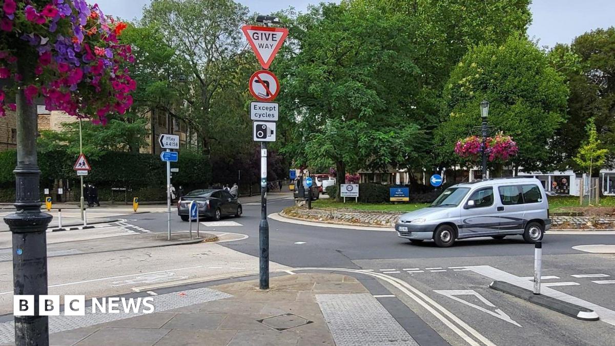 Oxford: ANPR camera installed at site of cyclist's death - BBC News