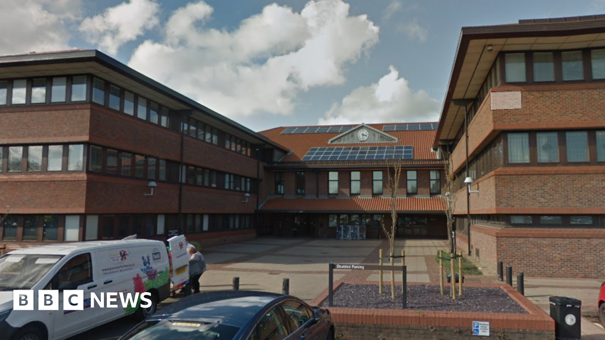 Gateshead regeneration and homes plan approved - BBC News