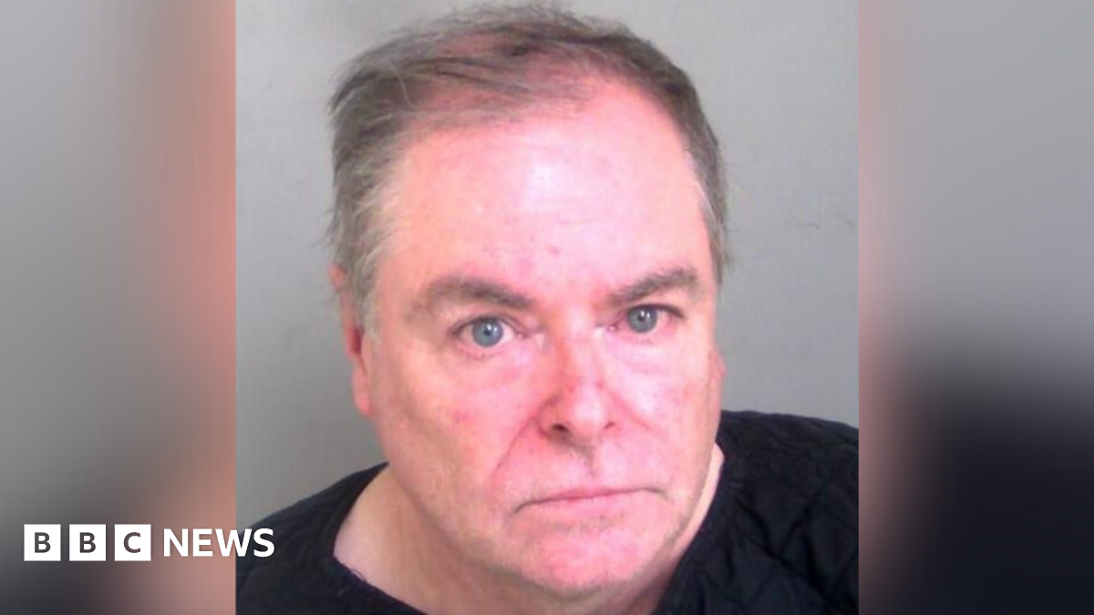 Harlow offender Alan Giles died after overdosing in cell - report - BBC ...