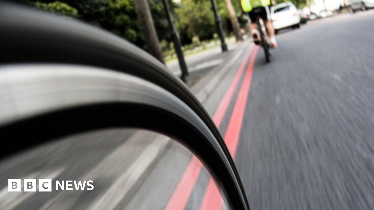 Coventry red route which bans stopping gets green light - BBC News