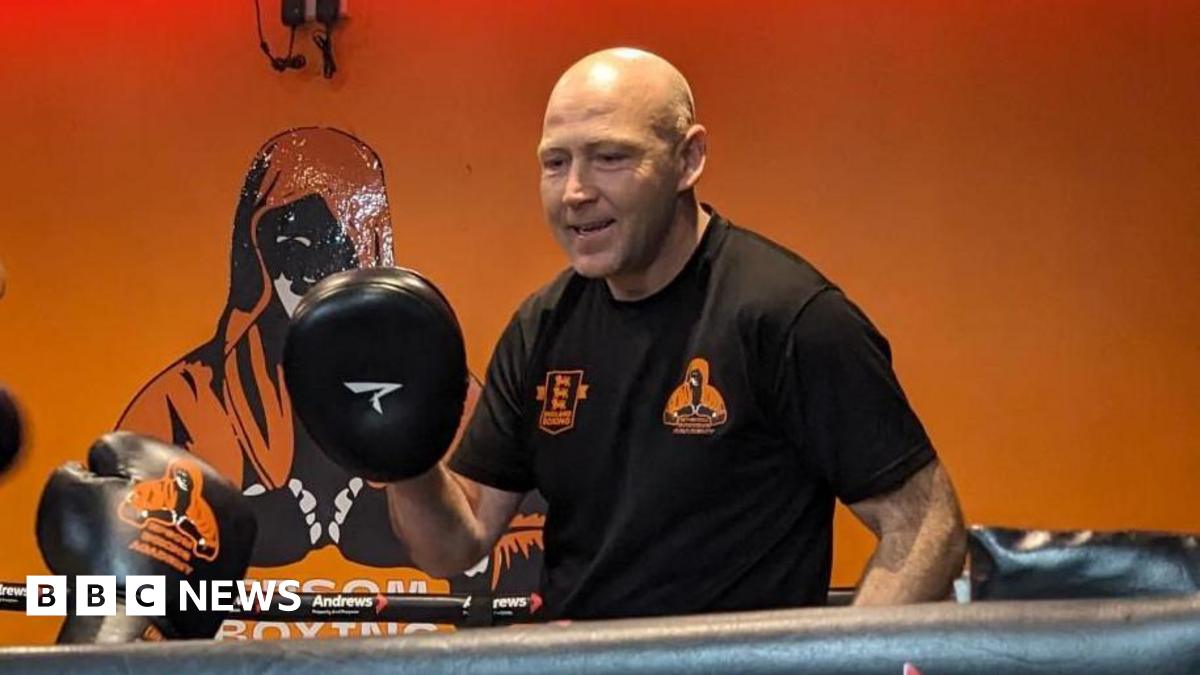 Epsom: Youth boxing project results are 'outstanding', says coach - BBC ...