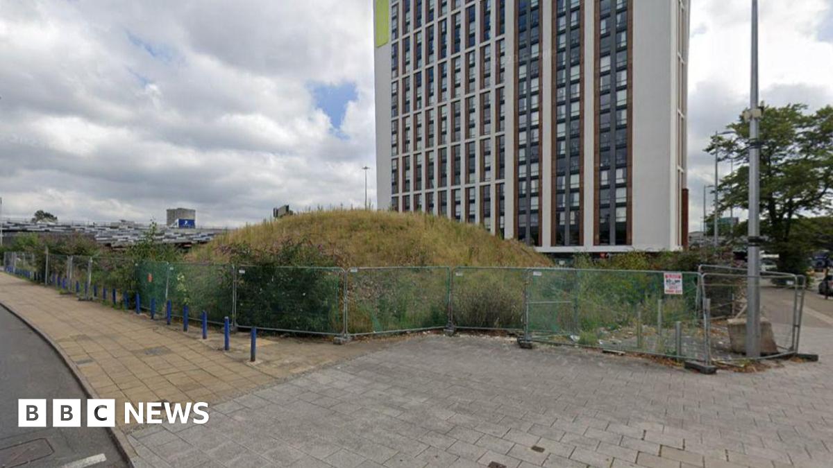 Coventry flats plan revised amid falling student demand - BBC News