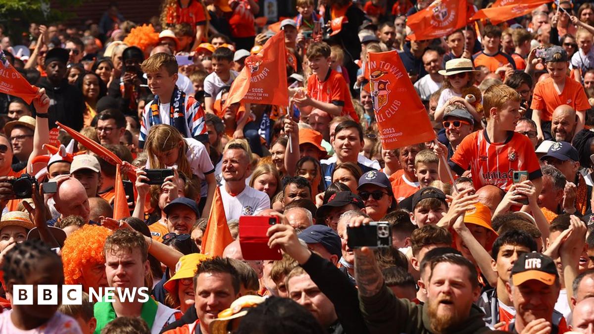 As it happened: Party scenes as Luton celebrate promotion - BBC News