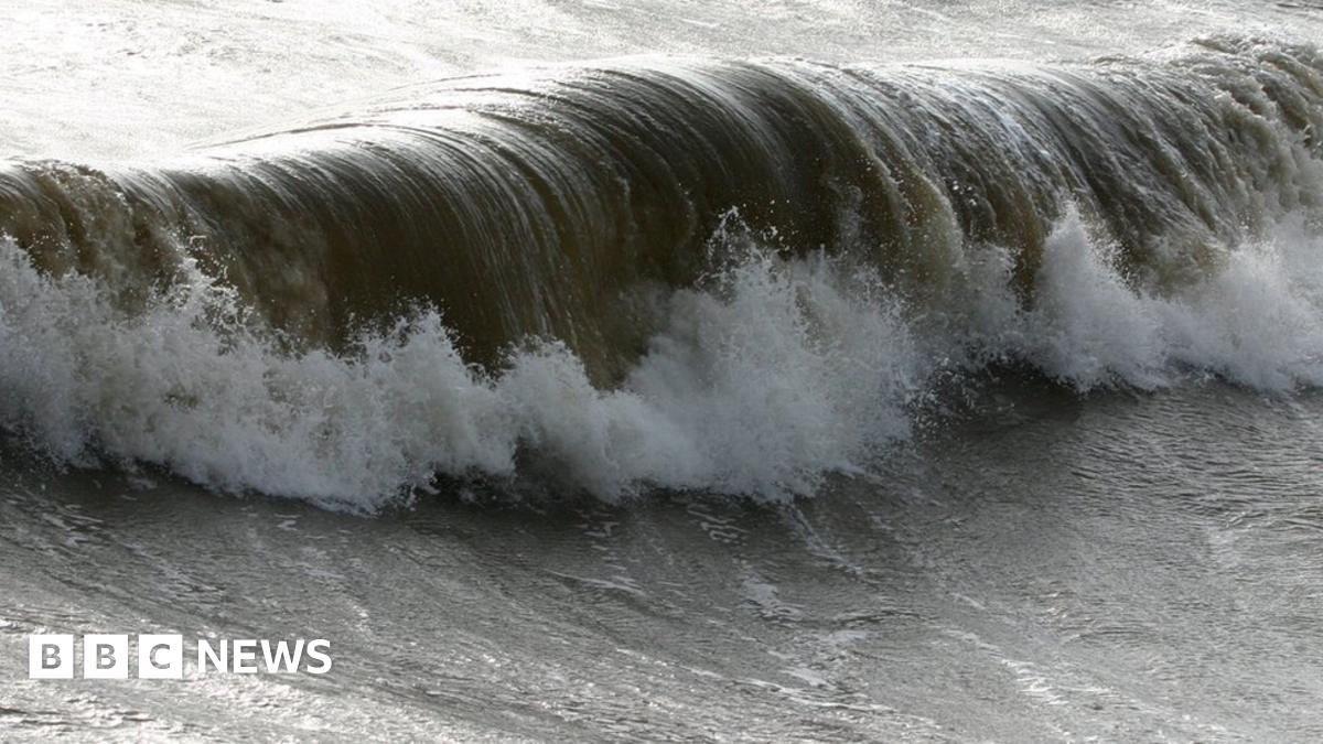Massive Atlantic wave sets record, says World Meteorological ...