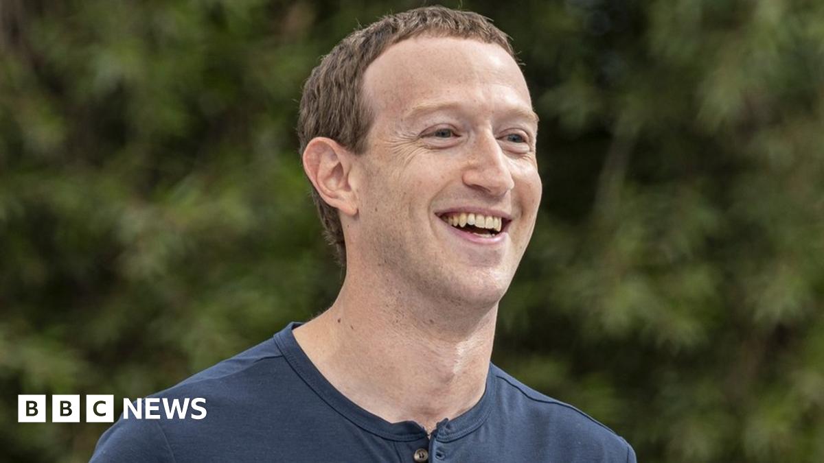 Meta boss Zuckerberg takes a swipe at rival Apple - BBC News