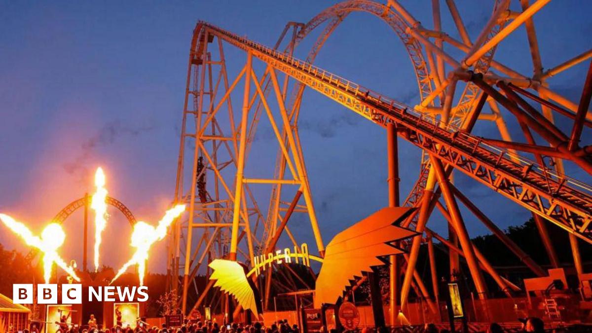 Thorpe Park: Hyperia coaster reopens after riders stranded - BBC News