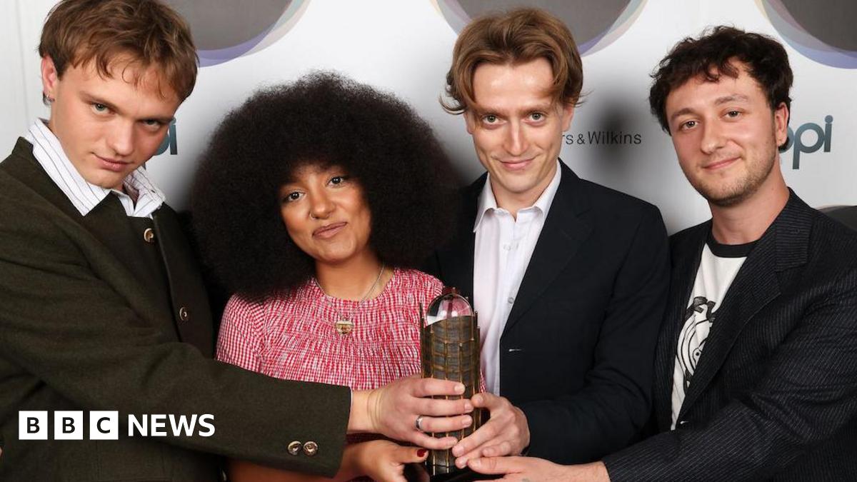 Newcastle to host Mercury Prize awards ceremony - BBC News