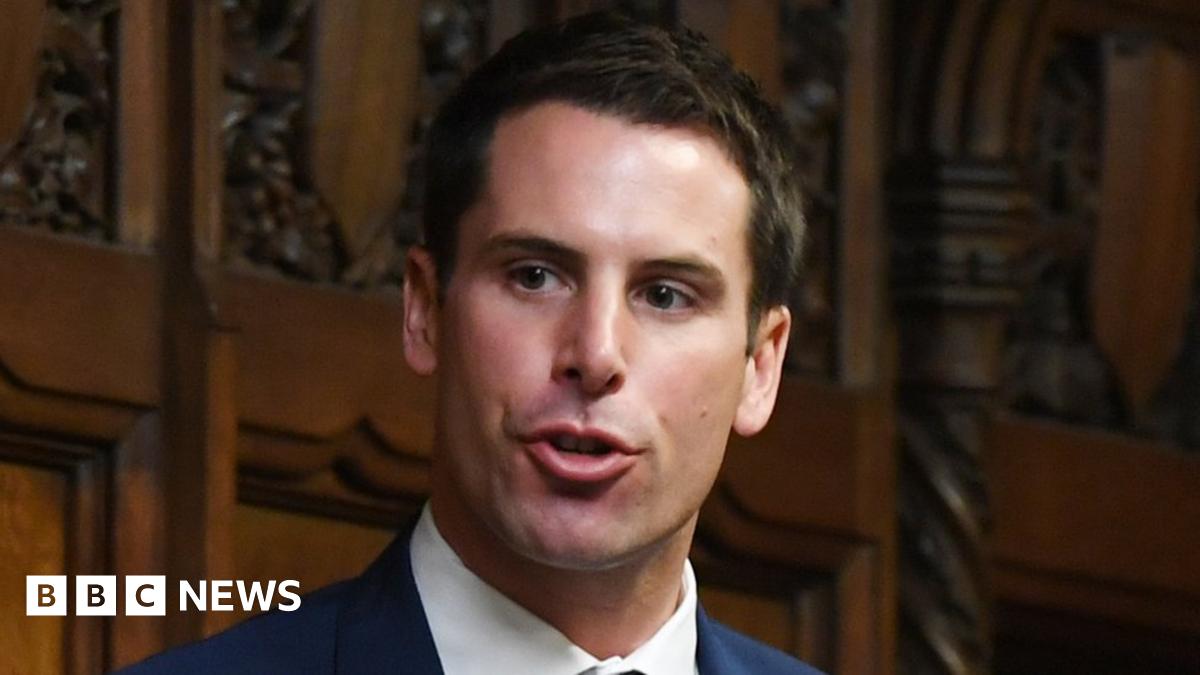 Scott Benton: Lobbying scandal MP recall petition triggered - BBC News