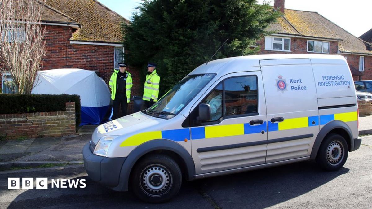 Canterbury man charged with double murder is remanded - BBC News