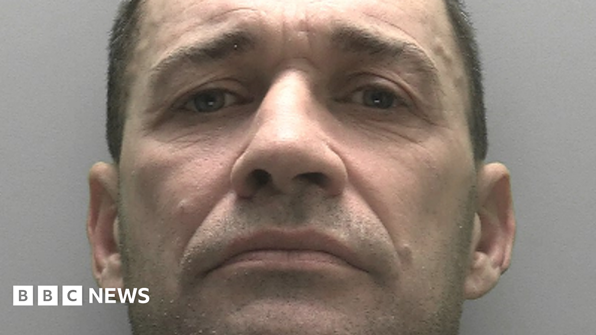 Police seek Victor Mitchell in connection with alleged threats to kill ...