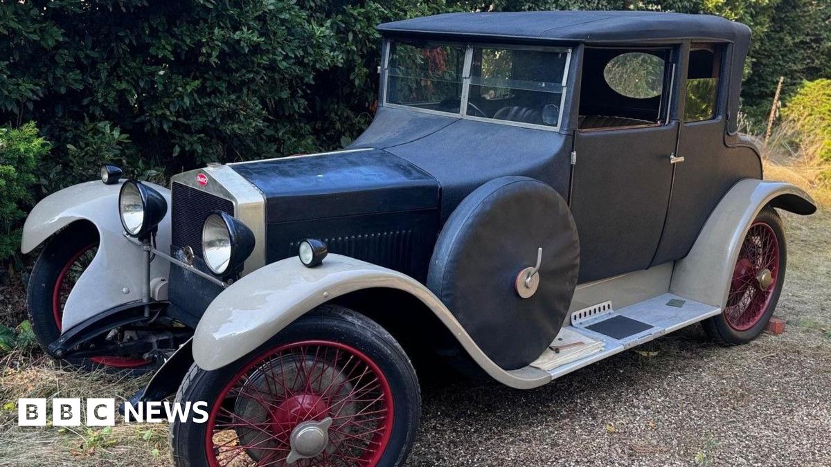 Great Baddow man's 'once in a lifetime' car collection to be sold - BBC ...