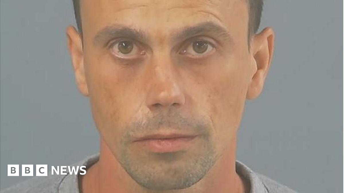 Totton rape: Man jailed for attacking girl on her way to school - BBC News