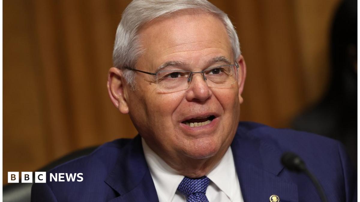 What's in the Senator Robert Menendez indictment? Gold bars and stacks ...