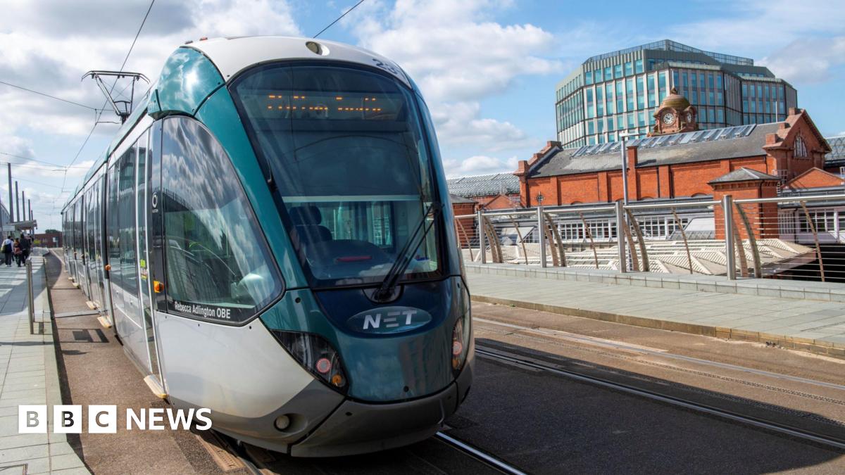 Nottingham tram fare dodge penalty to increase to £120 - BBC News