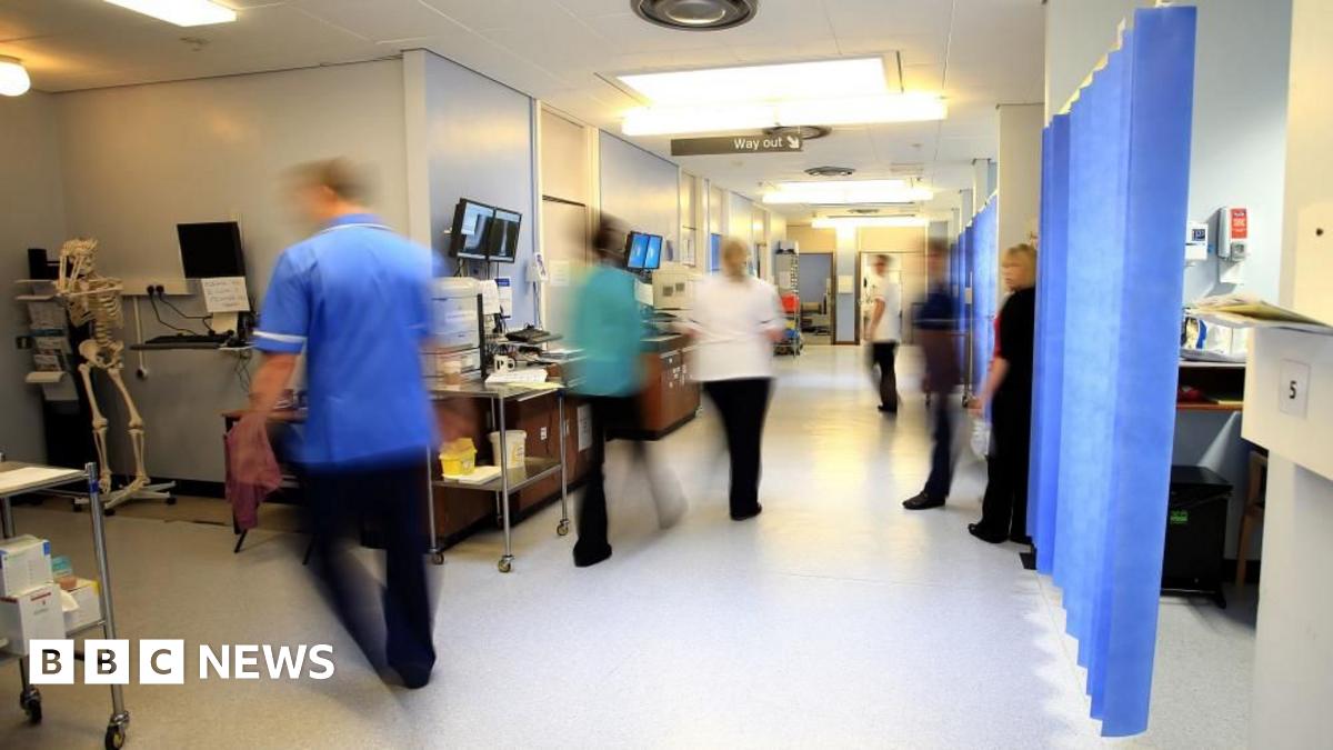Greater Manchester health hubs 'already making difference' - BBC News