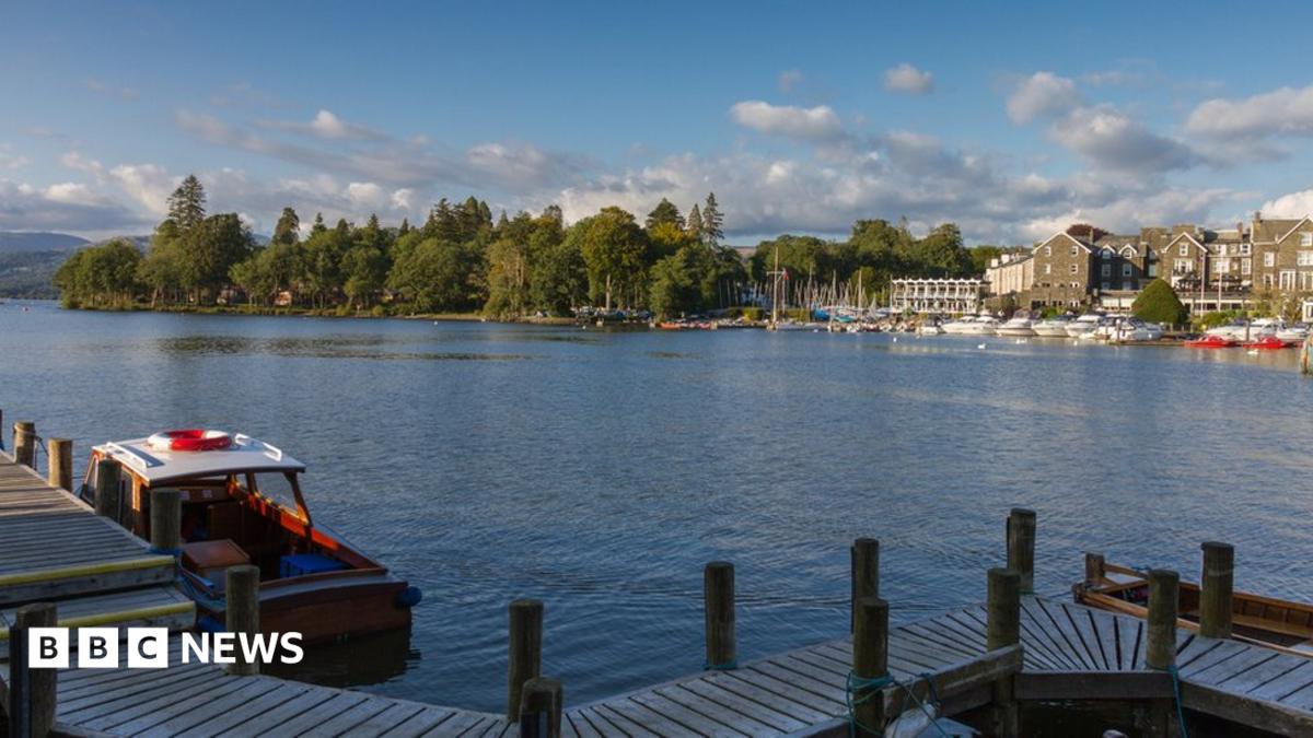 Windermere: 'No evidence' of pollution across whole lake - BBC News