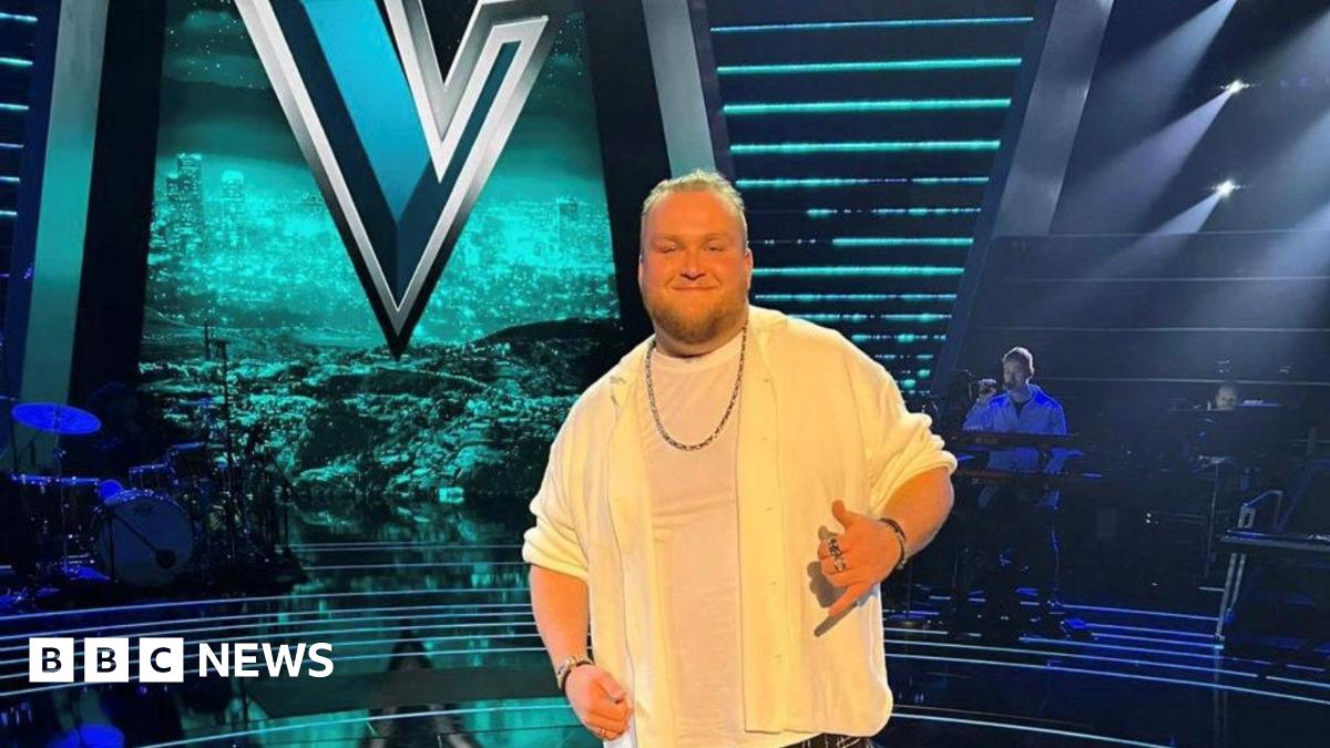 The Voice UK: Singing builder impresses Sir Tom Jones in audition - BBC ...