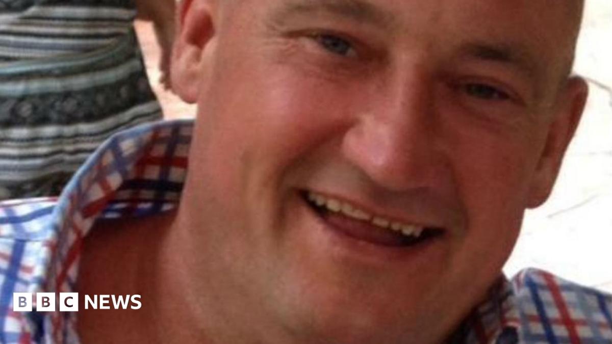 Barnsley assault murder victim named as Nicholas Bedford - BBC News