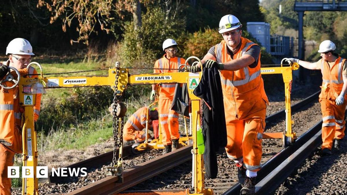 South East weekend railway closures to be in place once again - BBC News