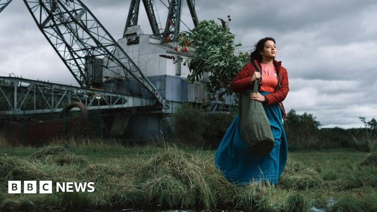 Leeds nature reserve to host climate change play - BBC News