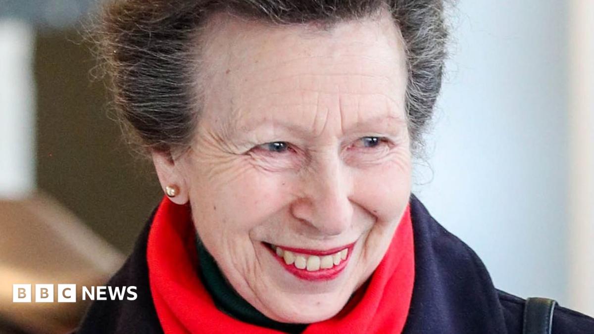 Princess Anne to visit Royal Norfolk Show - BBC News