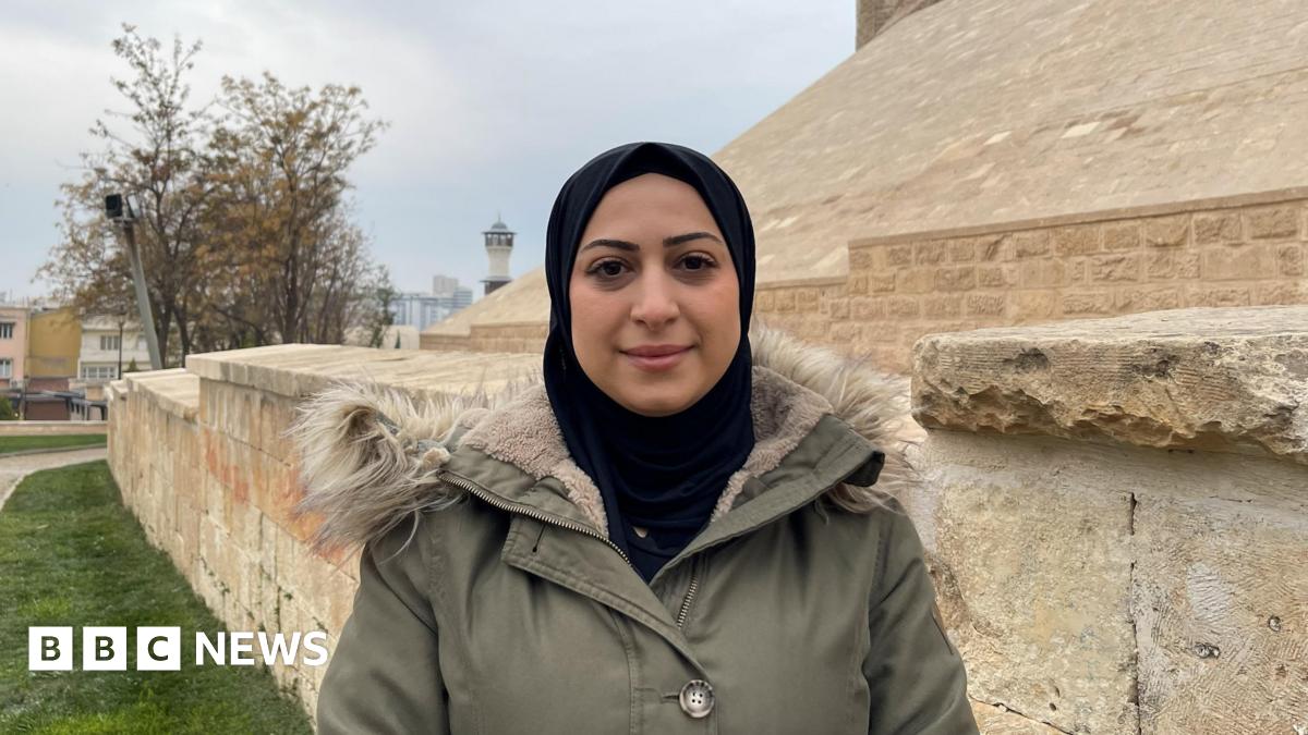 Syrians in Turkey consider return after fall of Assad - BBC News