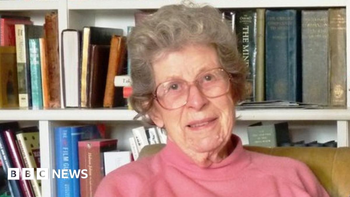 Tributes as World War Two code breaker Ann Mitchell dies aged 97 - BBC News