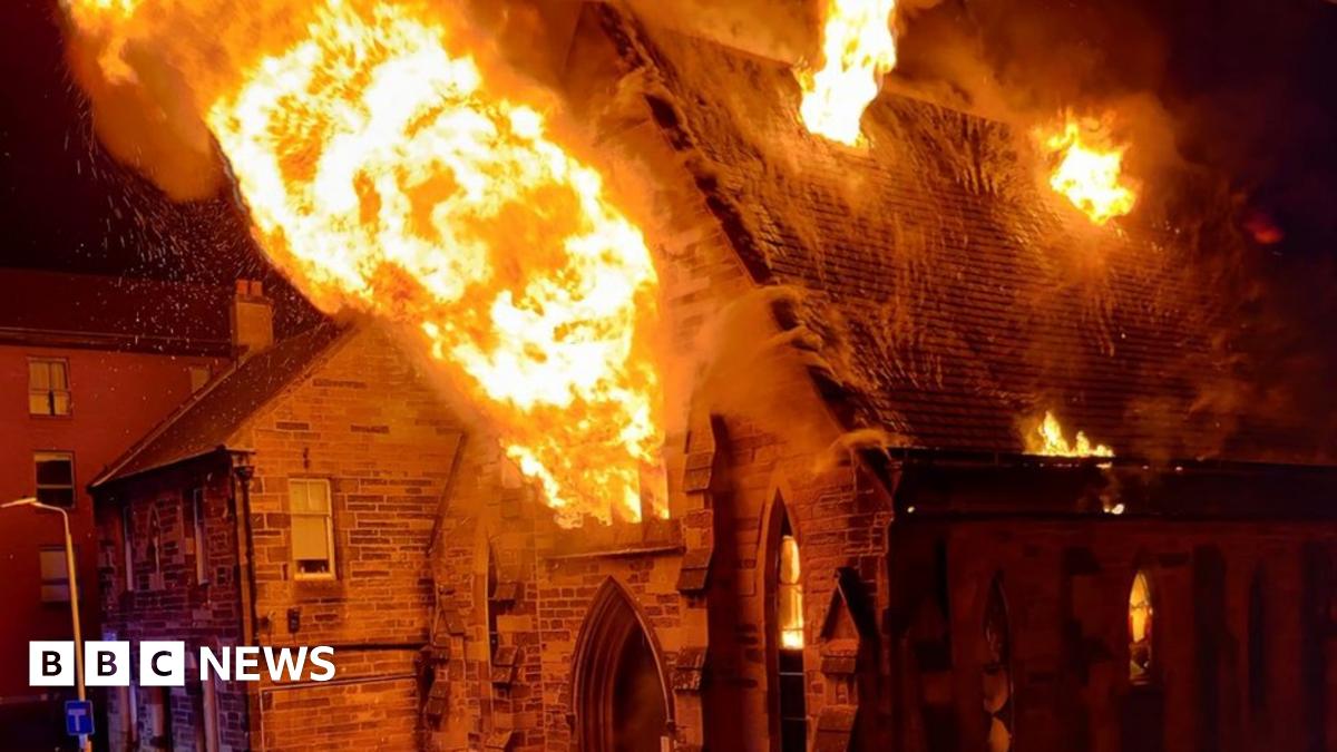 Man jailed for starting fire in historic Partick church - BBC News