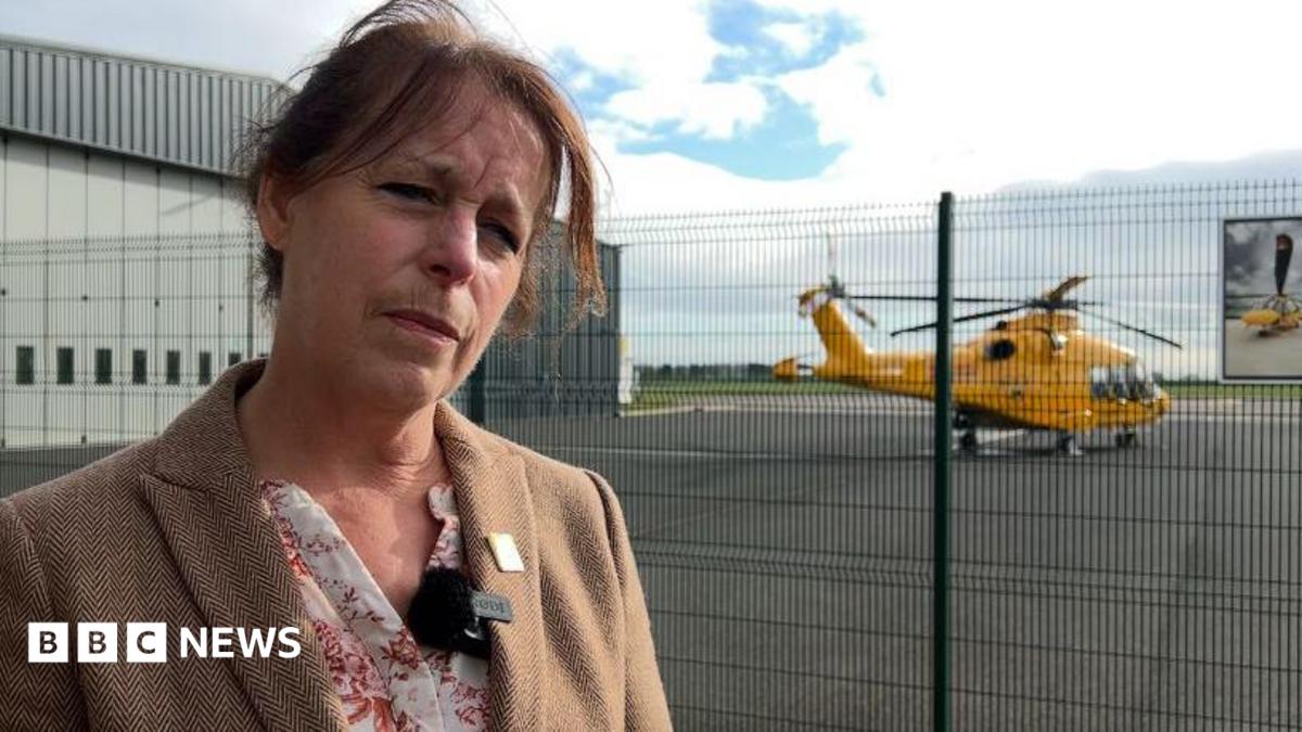 Lincs and Notts Air Ambulance boss urges flights despite ban - BBC News