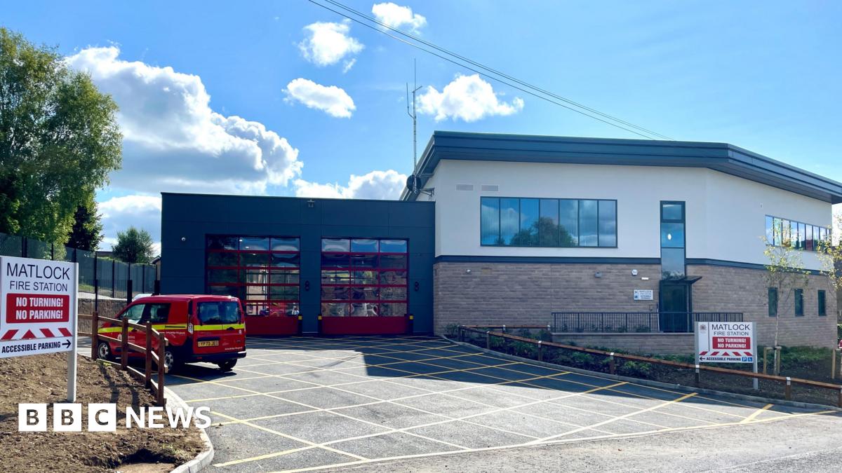 Matlock: New £4.3m fire station gets official opening - BBC News
