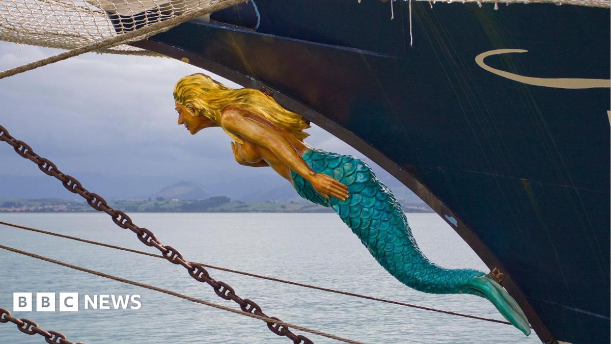 'This seaside village's mermaids myth is still growing' - BBC News