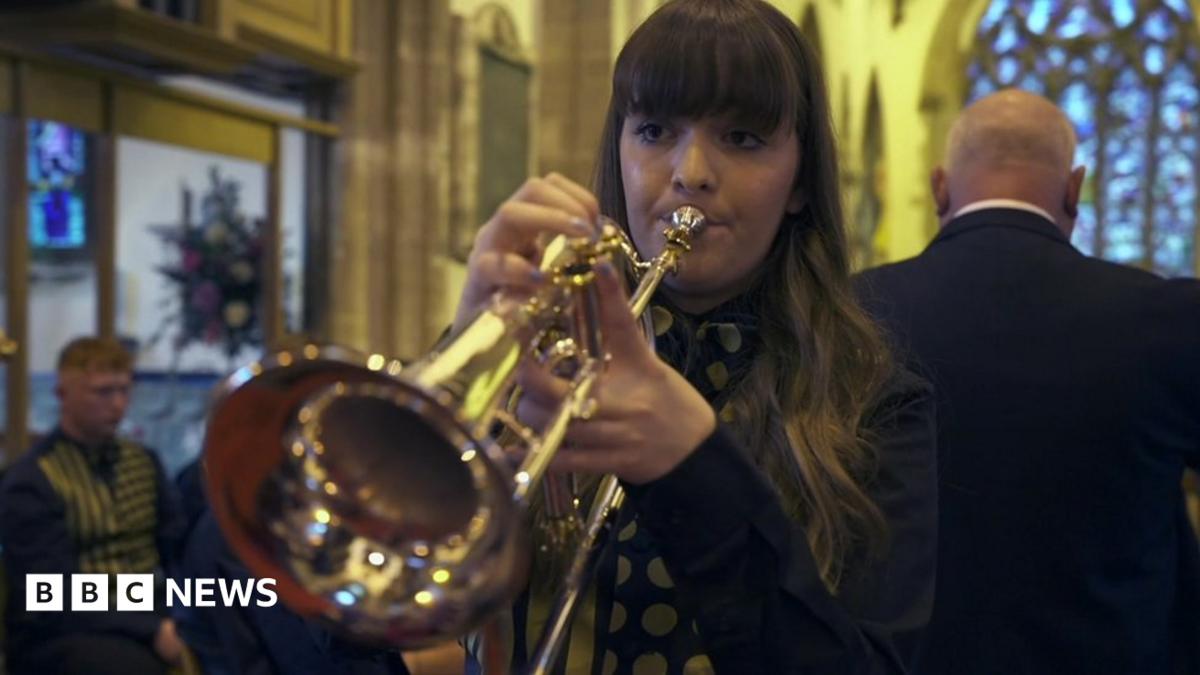 Irchester girl wins BBC Young Reporters Competition - BBC News