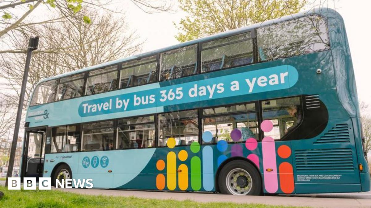 Brighton & Hove: New express bus route launches - BBC News