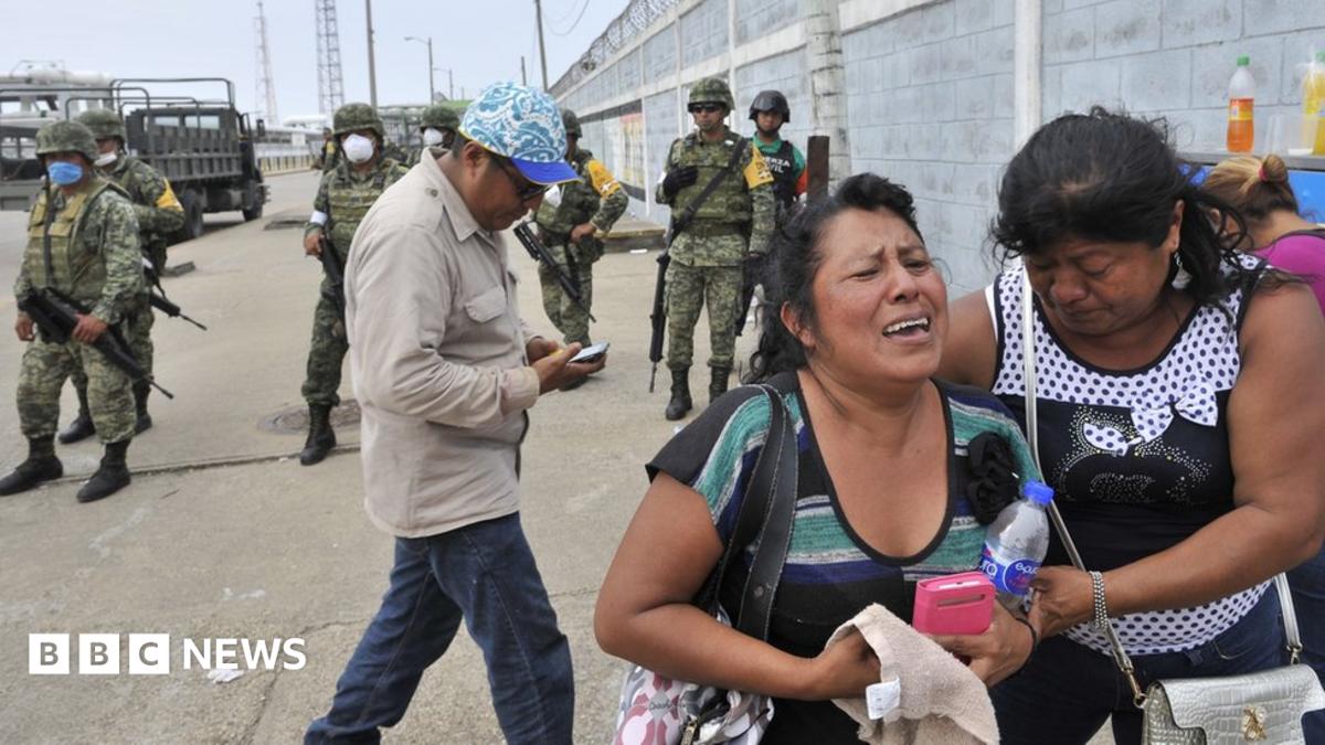 Mexico explosion: Families demand answers over deadly blast - BBC News