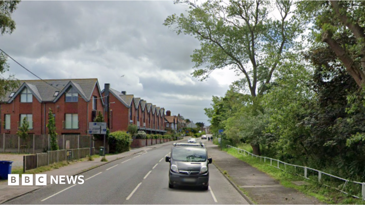 Southwold driver injured after crash blocks Mights Road into town - BBC ...