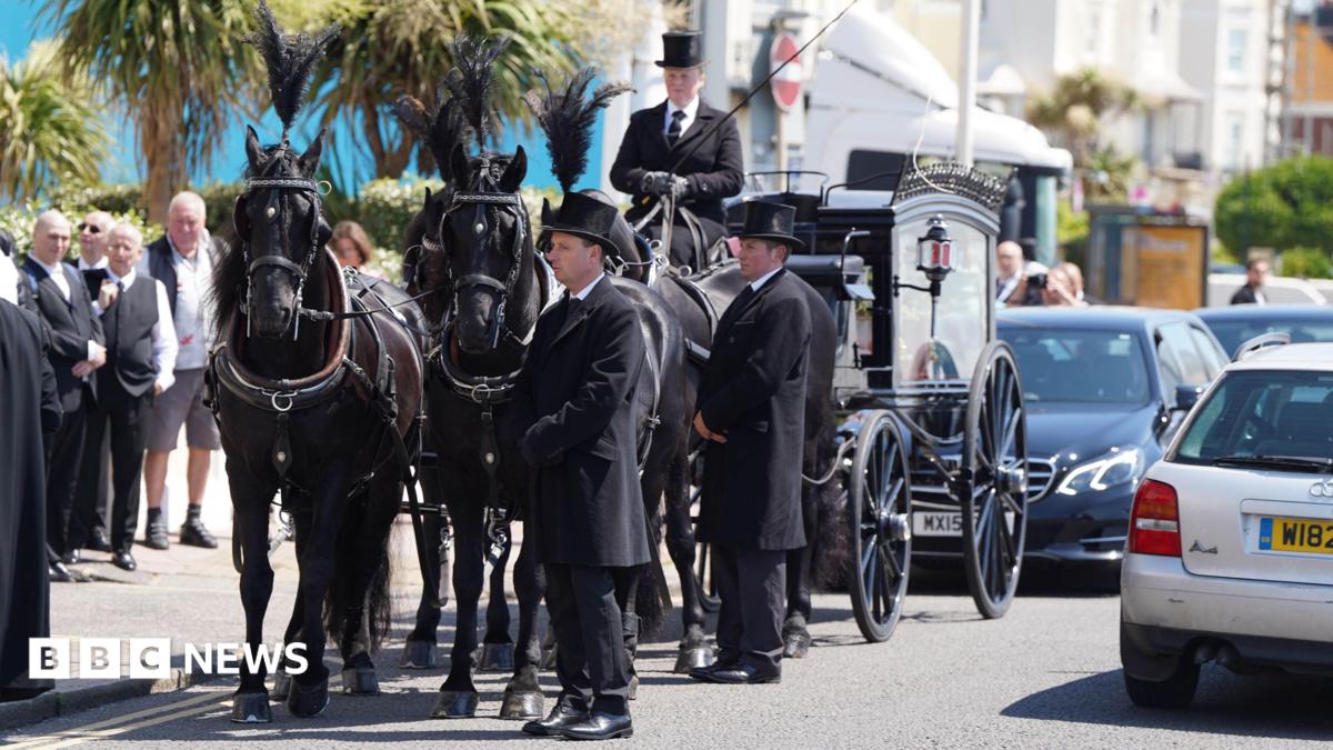 Miss Jason: Funeral for drag queen who died following illness - BBC News