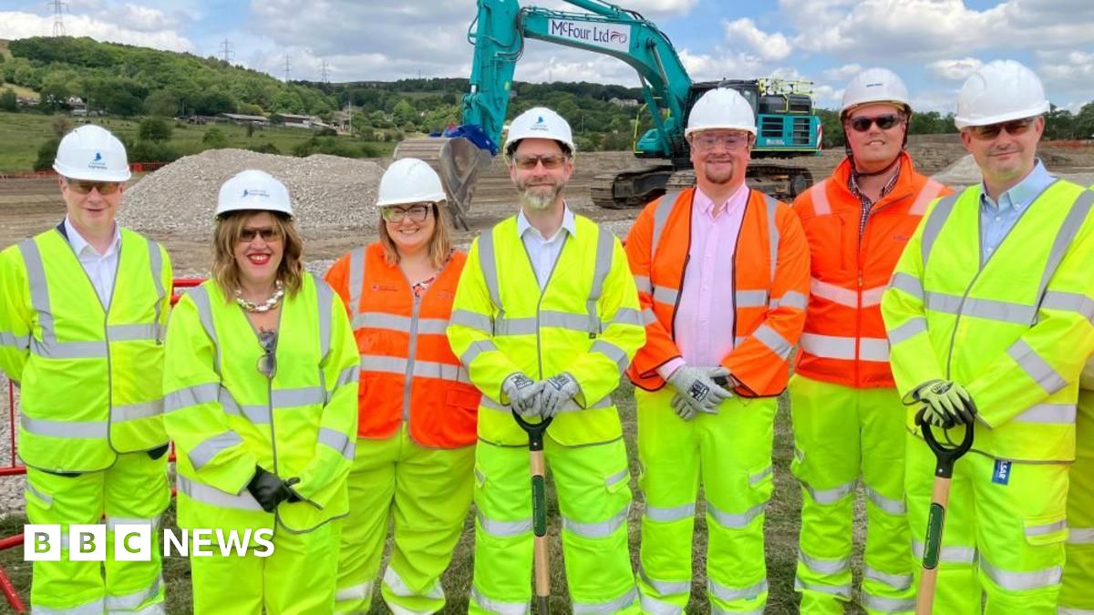 Mottram: Work begins on long-awaited A57 Link Roads bypass project ...