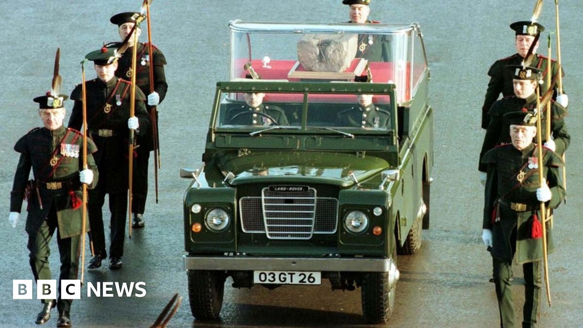 Stone of Destiny to return to Westminster Abbey for coronation - BBC News