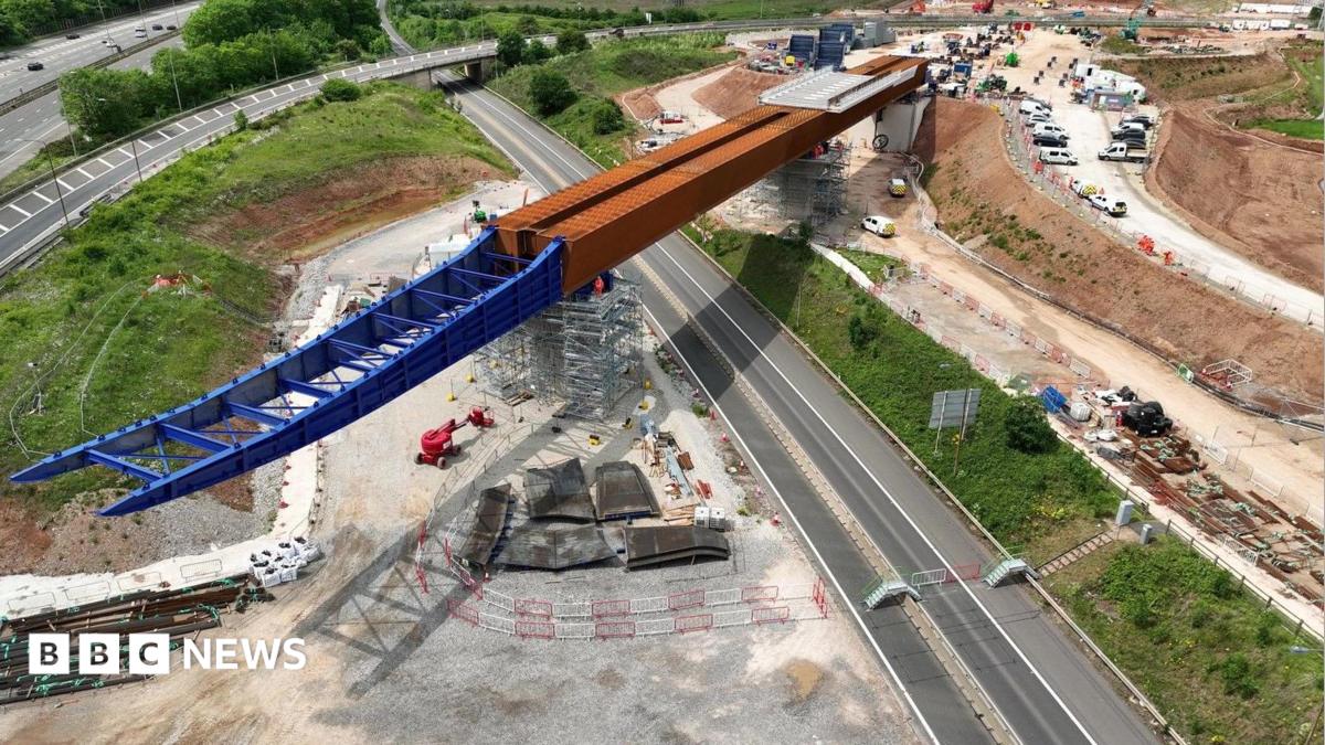 Weekend M6 closures in the West Midlands - what you need to know - BBC News