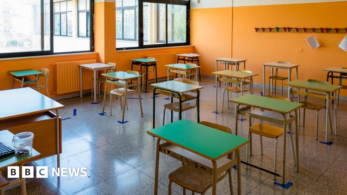 Italian teacher sacked for 20 years of absence vows to defend herself ...